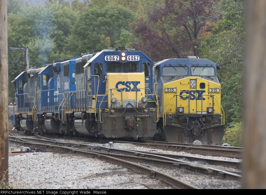 CSX 6062 and CSX 515